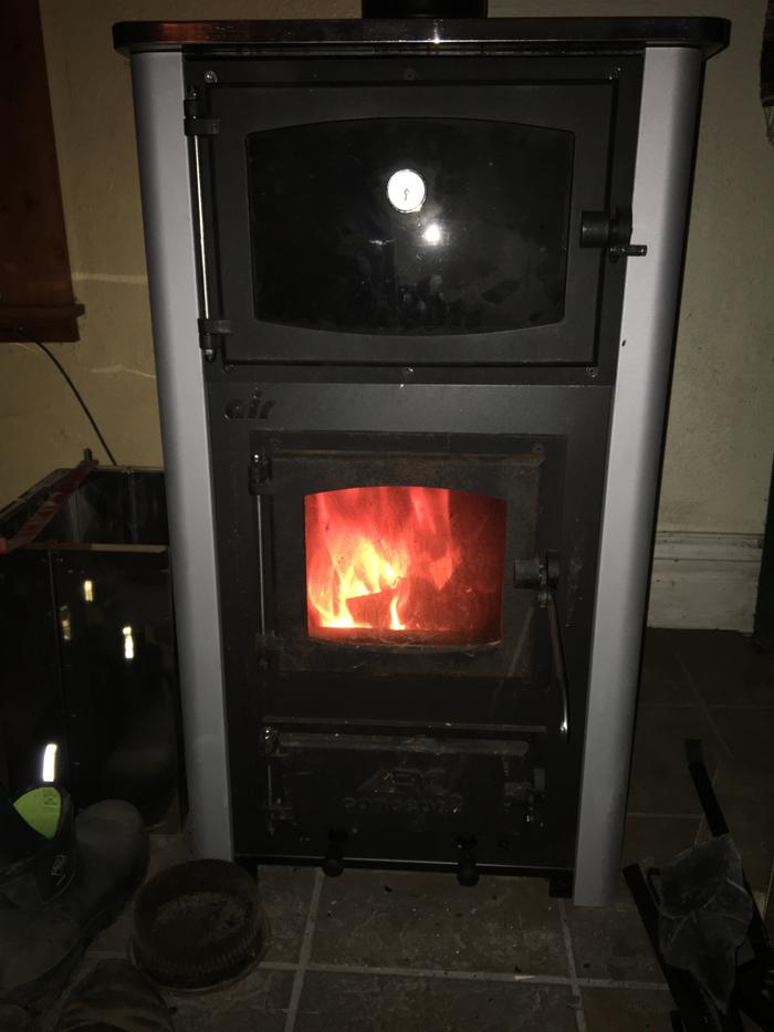 Tips and tricks for cooking with a wood stove (and my adventures with ...