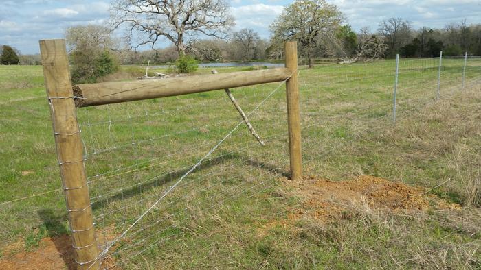 My next project: 1000ft straight fence... But how do I make it straight ...